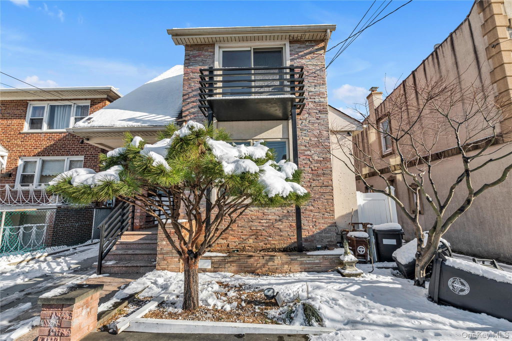 Fresh Meadows Homes for Sale