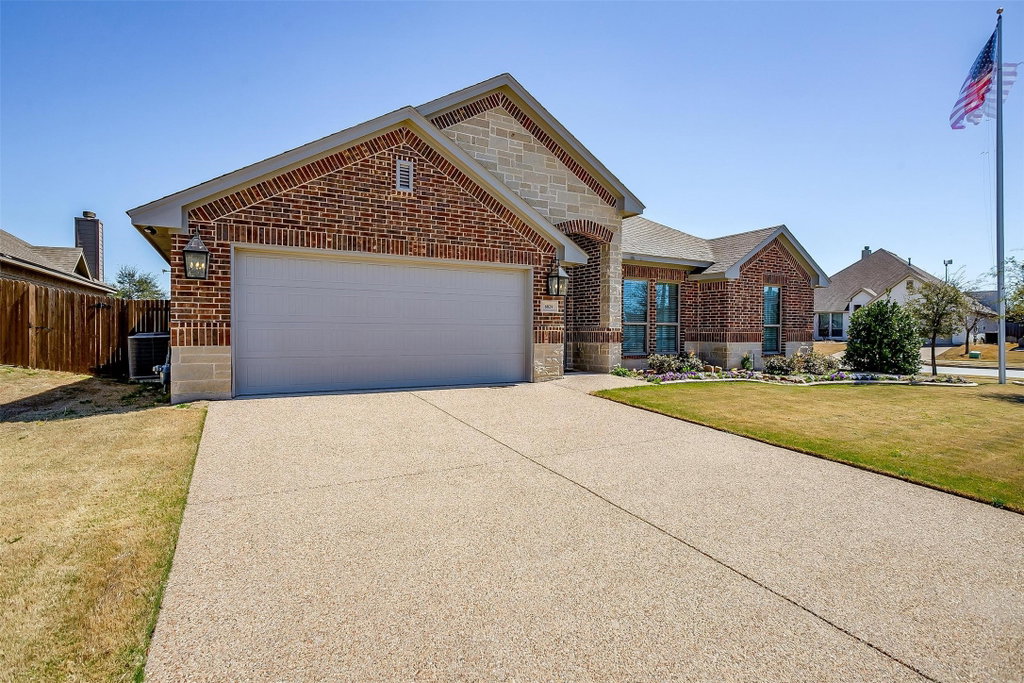 Benbrook Homes for Sale | Central Metro Realty