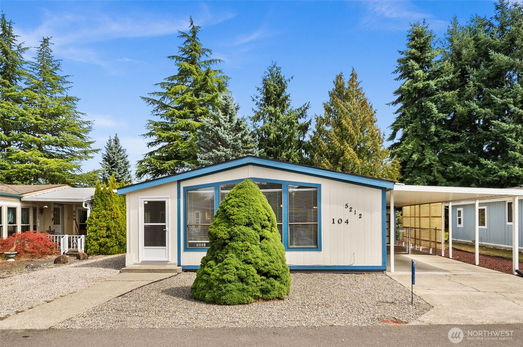 5212 Yakima Ln Se Unit 104, Lacey WA 98503 Home for Sale